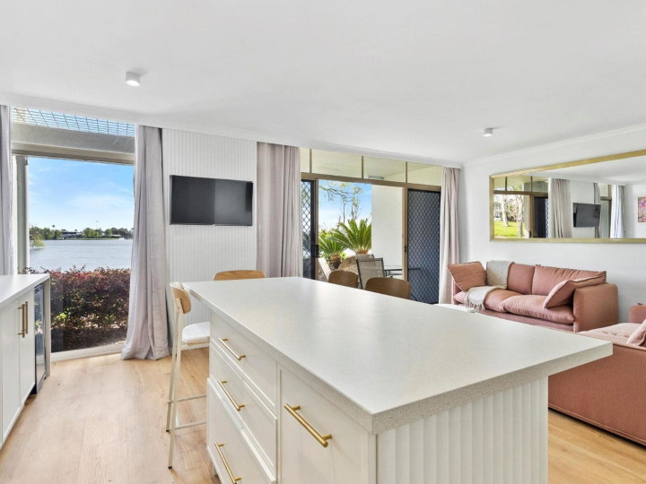 Yarrawonga Lakeside Apartment 25 - Mulwala