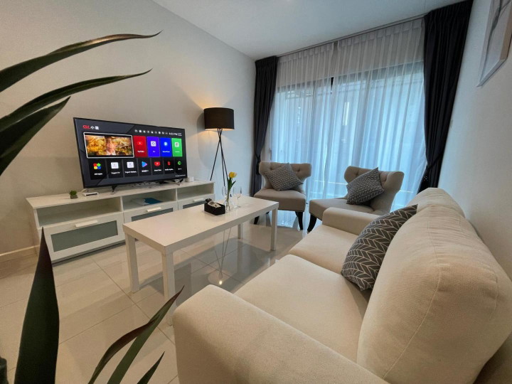 Luxe Suasana With Hot Tub By Yohome Homestay - Johor Bahru