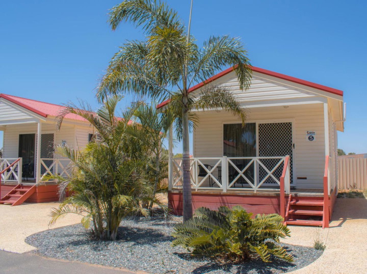 Outback Oasis Caravan Park - Carnarvon