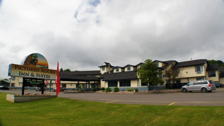 Pictured Rocks Inn And Suites - Michigan