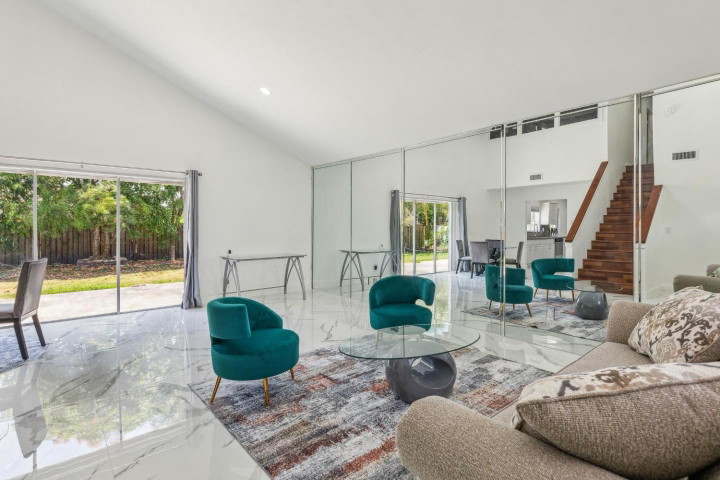 Spacious 3br Villa In Miami With Fenced Backyard - Cutler Bay, FL