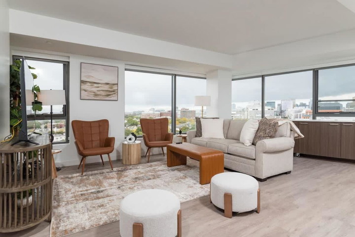 Central Penthouse Harvard Mit Spacious Gym & Work - Cambridge, MA