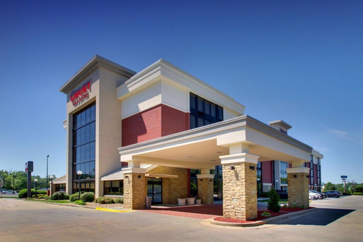 Drury Inn & Suites Greensboro - North Carolina