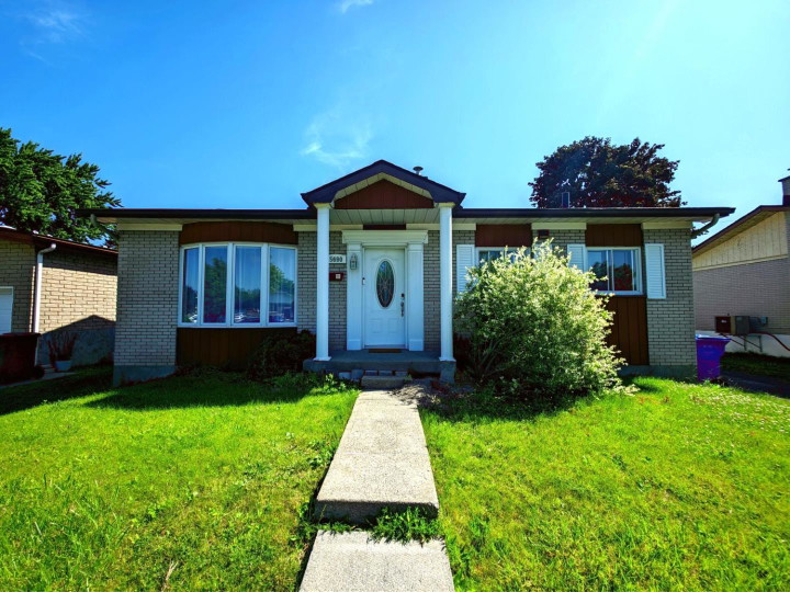 Warm Welcome Home - Longueuil
