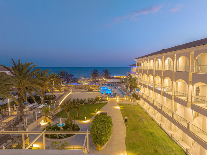Poseidon Beach Hotel - Zaquintos