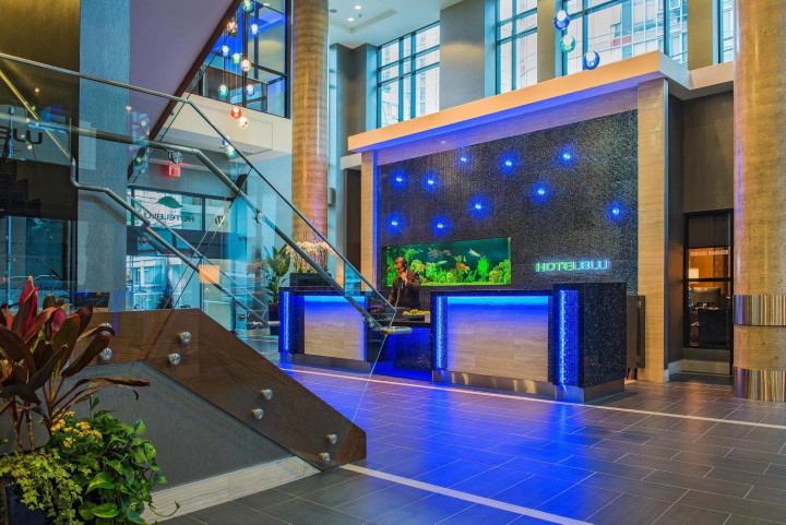 Hotel Blu - Vancouver