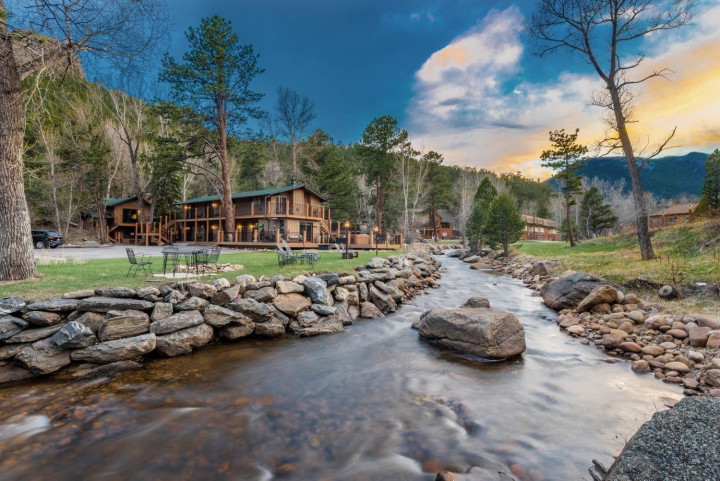4 Seasons Inn On Fall River - Estes Park, CO