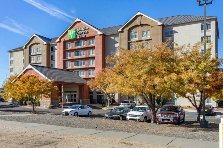 Holiday Inn Express Hotel & Suites Albuquerque Midtown By Ihg - Albuquerque, NM
