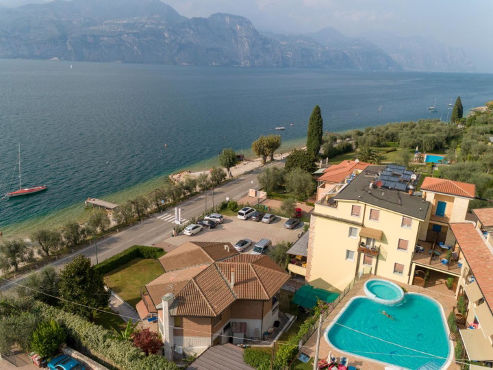 Hotel Garni Rosmari - Lake Garda