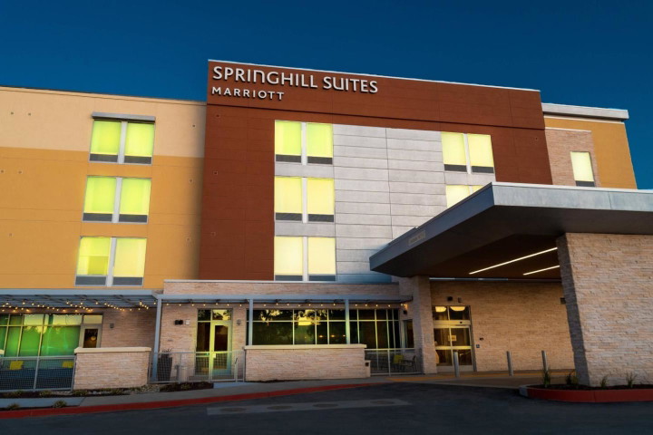 Springhill Suites By Marriott Newark Fremont - 캘리포니아
