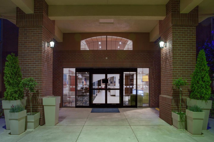 Holiday Inn Express Davis-university Area By Ihg - San Francisco Bay Area