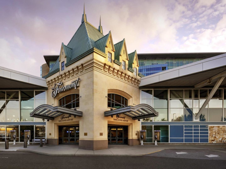 Fairmont Vancouver Airport In-terminal Hotel - Vancouver