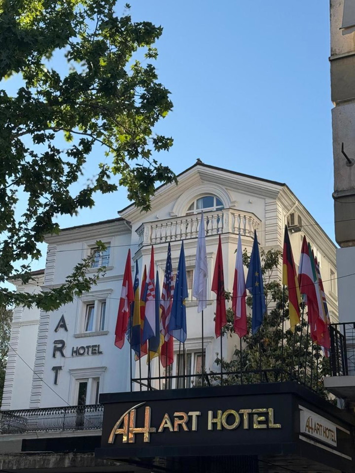 Art Hotel Tirana - Tirana