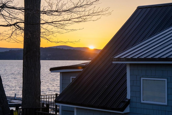 Lakefront Cottage In Colchester - Colchester, VT