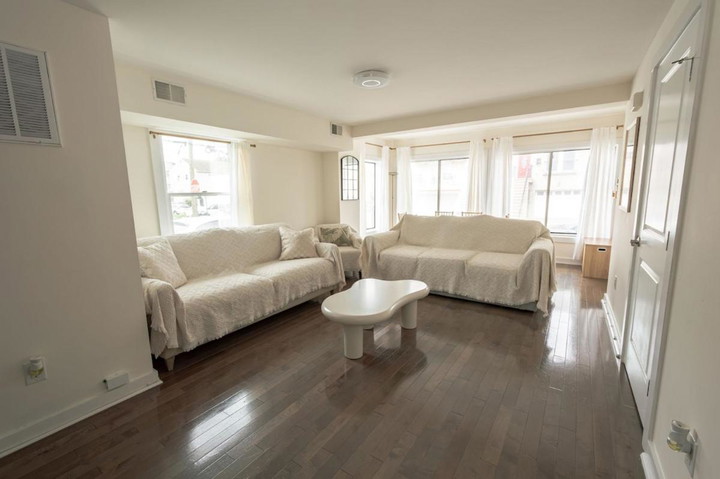 Luxurious 4bd Apt Ev Parking - Paterson, NJ