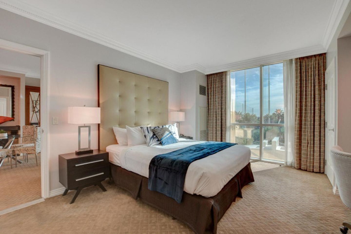 The Cerulean Suite At Mgm Signature Balcony 5 Min Walk From F1 Grandstand Located At Tower 3 - Las Vegas, NV