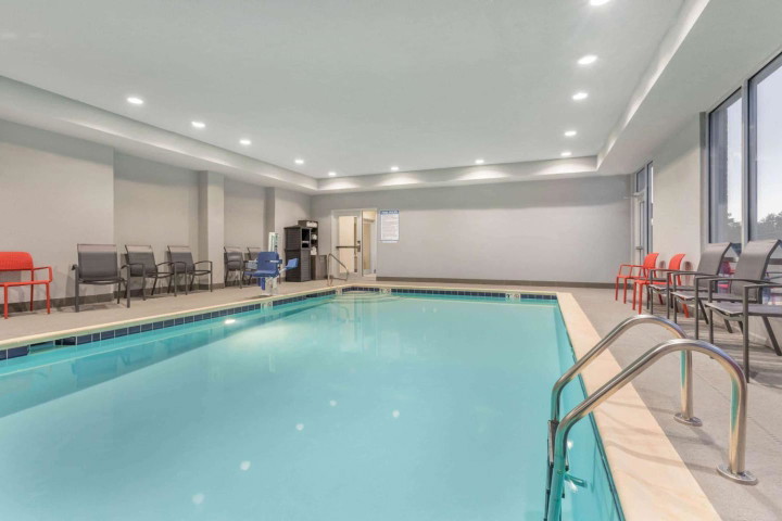La Quinta Inn And Suites By Wyndham Bloomington - インディアナ州