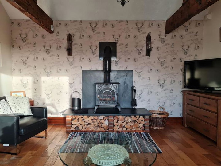 Romantic Rural Cottage, Log Burner, Smart Tv Early Check In ,Large Gardens - Anglesey