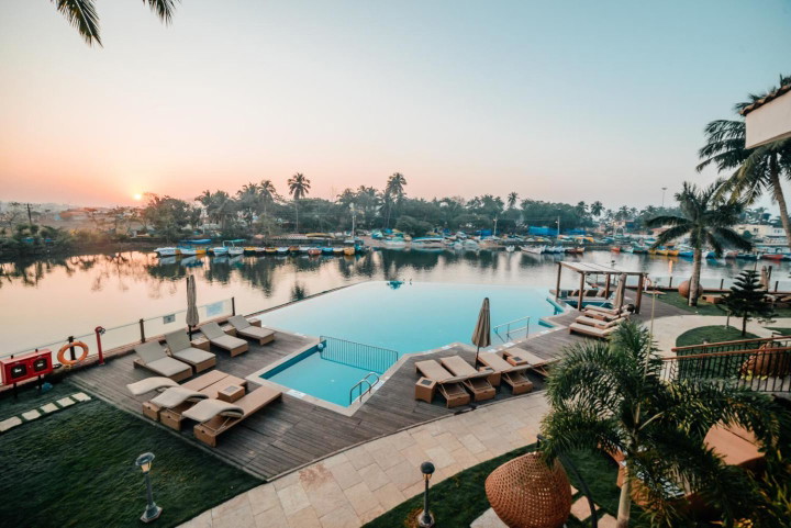 Acron Waterfront Resort - Goa