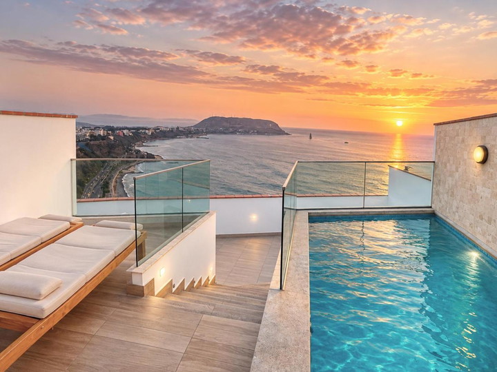 The Sterling Oceanfront Penthouse Lux - Lima
