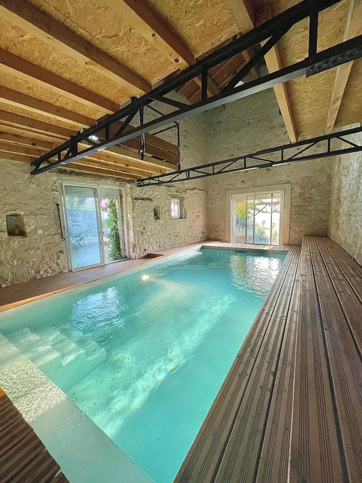 Suites Zen Dans Maison D'hôtes Avec Piscine Intérieure Et Jardin - Languedoc-Roussillon
