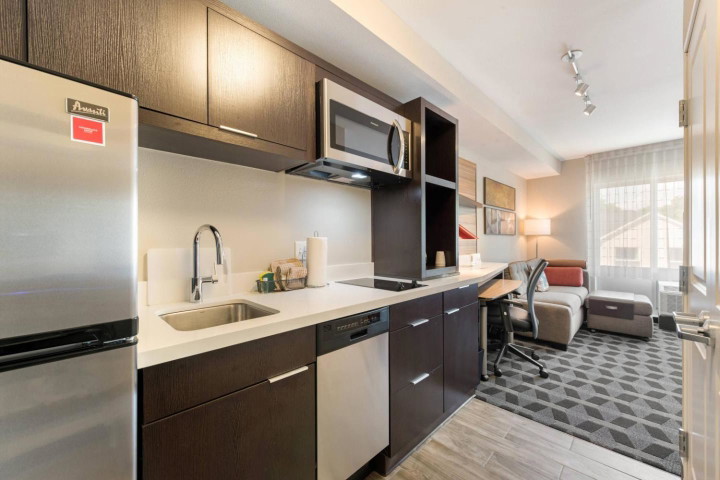 Towneplace Suites By Marriott Greensboro Coliseum Area - Greensboro, NC