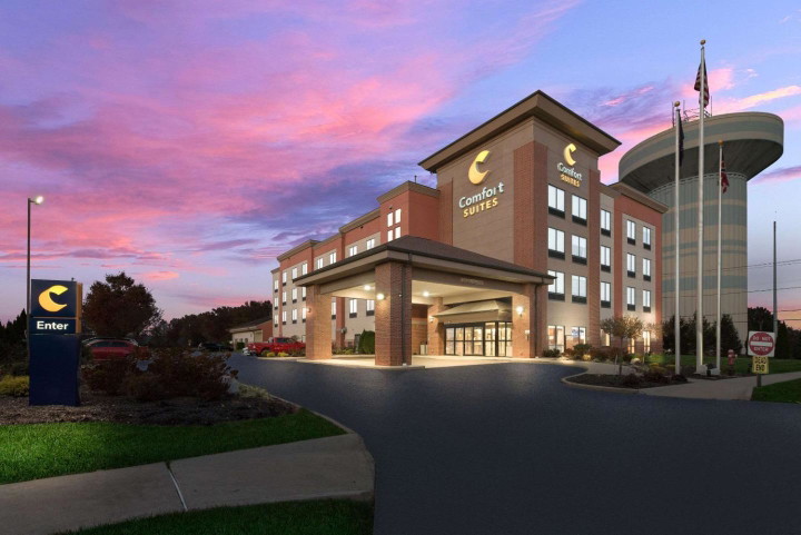 Comfort Suites Columbus East Broad - Columbus, OH