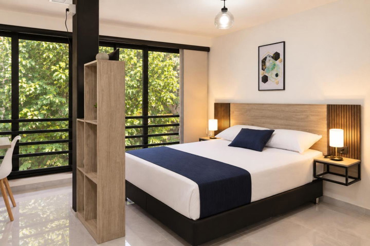 Qantic Lodging & Rooftop - Medellín
