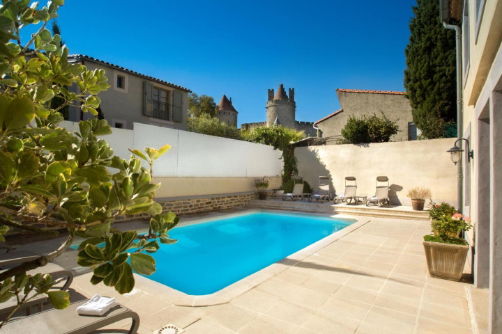 Hôtel L'aragon à 50m De La Cité De Carcassonne - Occitanie