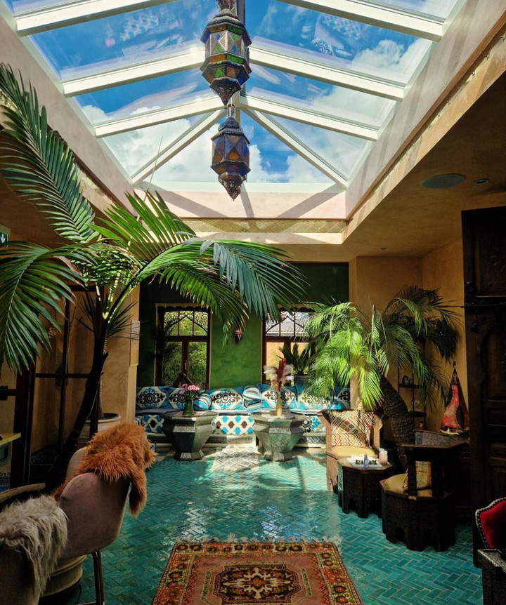 Riad Agraba, 1001 Nights - Velden