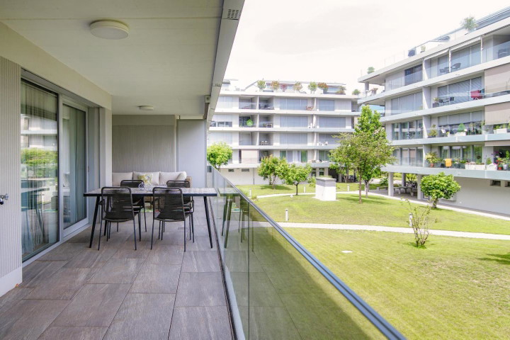 Suite Parco Lago By Quokka 360 - Apartment With Large Terrace Near Locarno Lido - ロカルノ