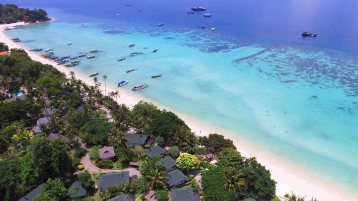 Phi Phi Holiday Resort, Leam Tong Beach - Ko Phi Phi Don