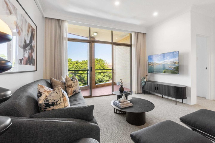 Camperdown Cozy Corner 8 - Rosebery