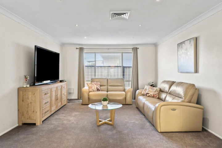 Sandy Serenity - Pet-friendly Beach House & Coastal Retreat - The Entrance