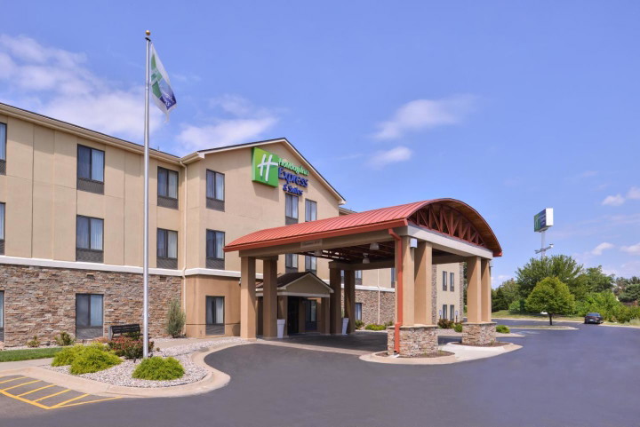 Holiday Inn Express & Suites Topeka West I-70 Wanamaker By Ihg - Kansas