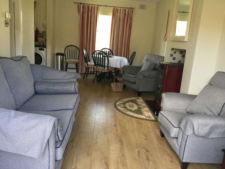 Adare Luxury Riverside Apartment - Limerick City