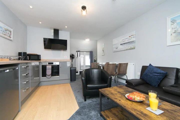 Self Contained Apartment At Country Pub Restaurant - Pass The Keys - Beaumaris
