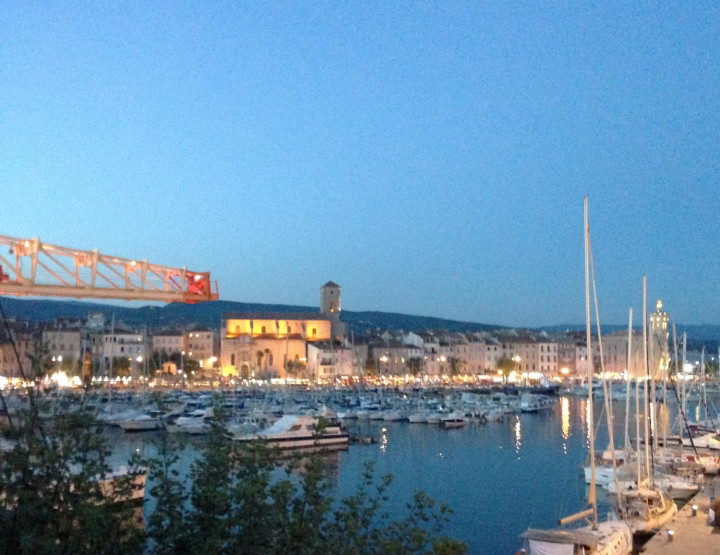 Accostage Vieux-port - Appartements & Parking - Costa Azul