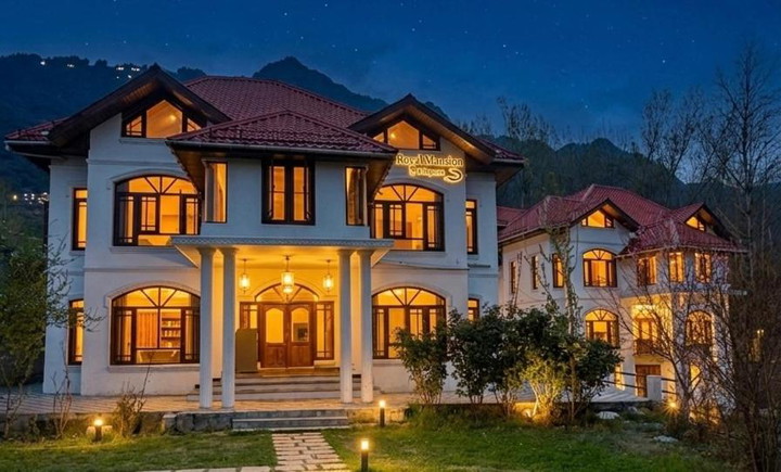 Royal Mansion By Fishpond Hospitality Services Private Limited - Srinagar