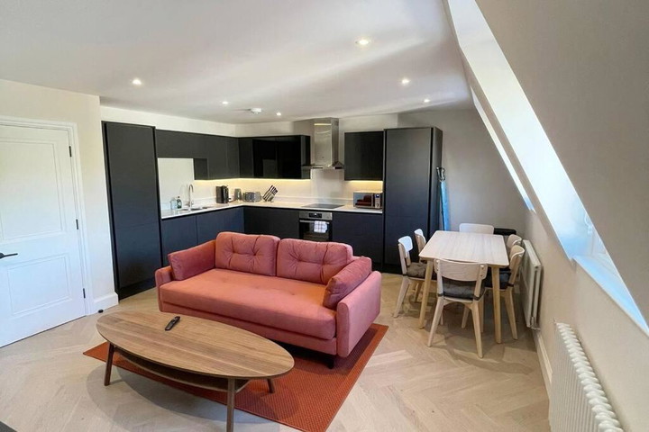 Apartments In The Heart Of Richmond, London - Twickenham