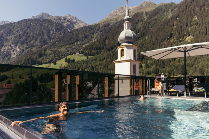 Hotel Kirchenwirt - Serfaus