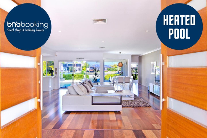 Seaclusion Waterfront Heated Spa And Pool - Gold Coast