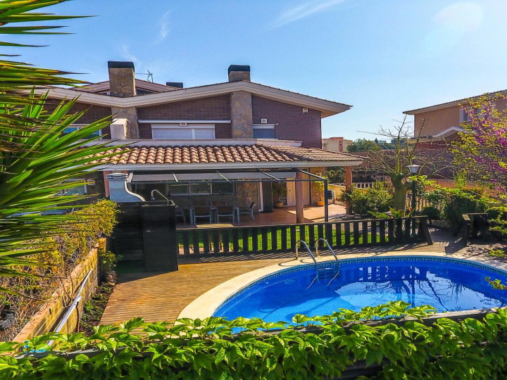 Alojamiento Villa Moles - La Pineda
