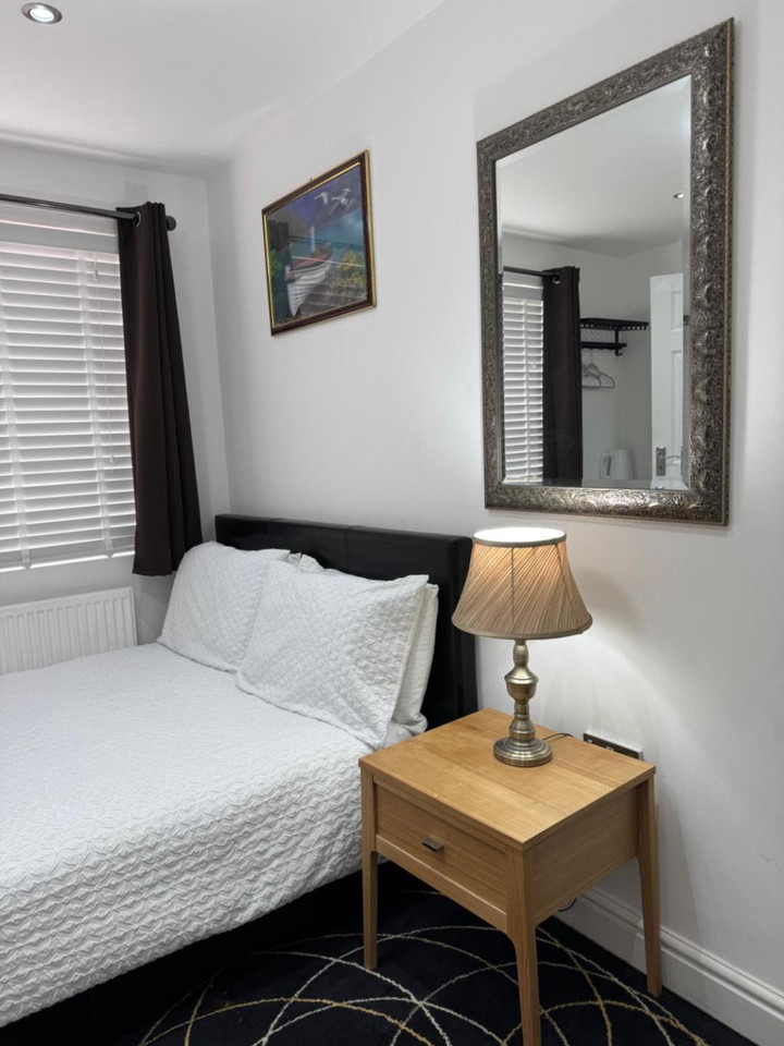 Room With En-suite Facilities - England