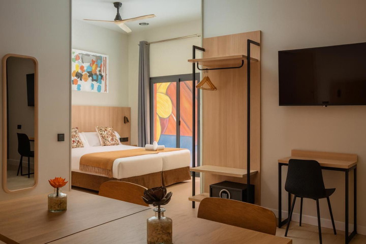 Aerohotel Barcelona Airport 24h - Esplugues de Llobregat