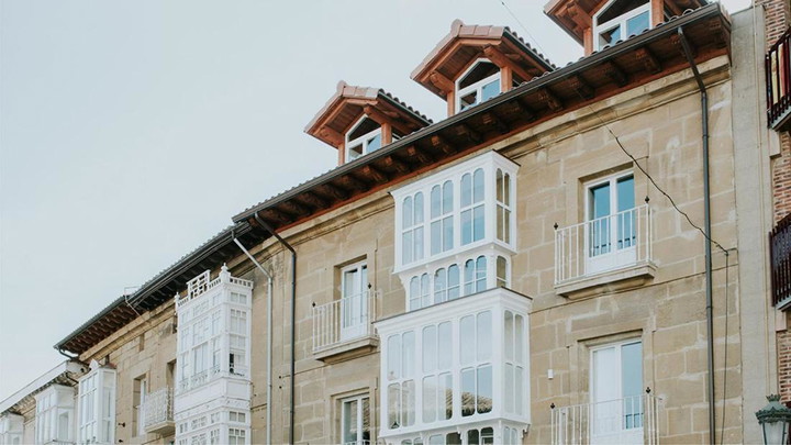 Apartamentos Turísticos De La Vega - Haro