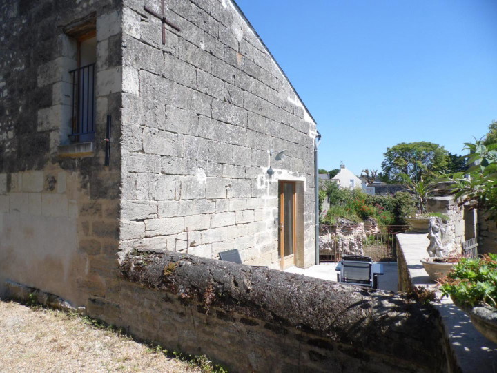 Maisonnette Climatisée Avec Parking Privé - Doué-la-Fontaine