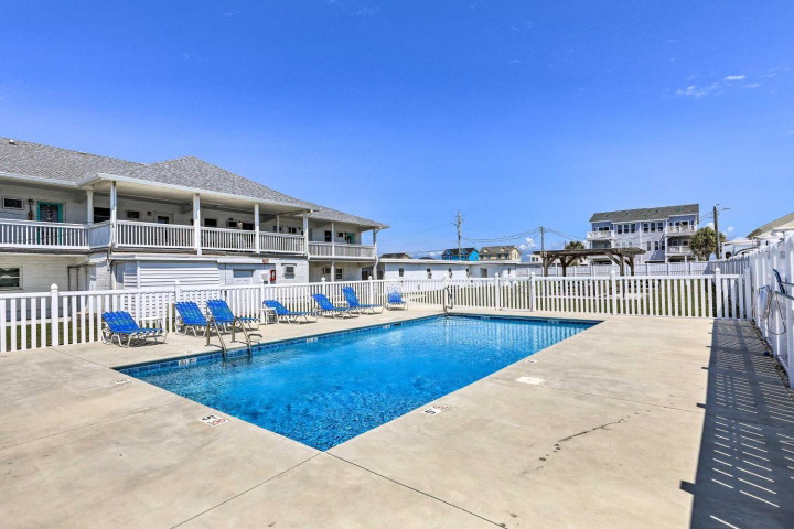 Atlantic Beach Studio W/ Community Pool! - Harkers Island, NC