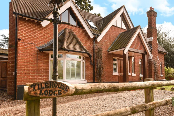 Tilehouse Lodge - Buckinghamshire