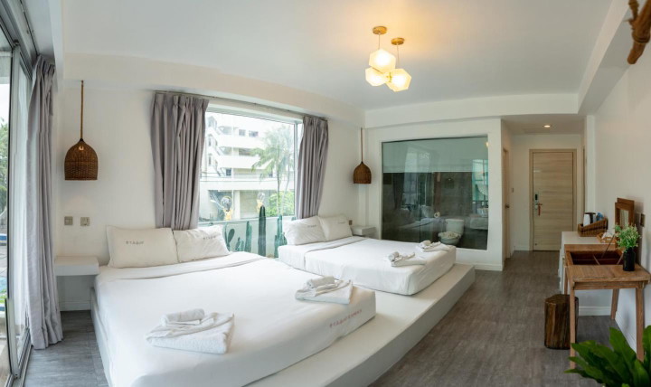 Meow Cat Cafe & Hotel - Karon Beach